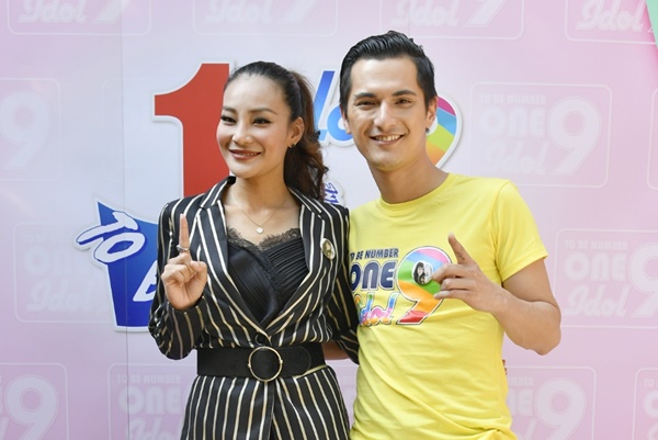 บ้านเมือง - “ท็อป- ชิน Wonderframe”ร่วมส่งกำลังใจ TO BE NUMBER ONE IDOL ...